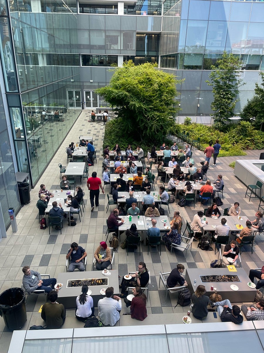 Knight Campus Graduate Internship Program Welcomes New Cohort | UO Knight Campus