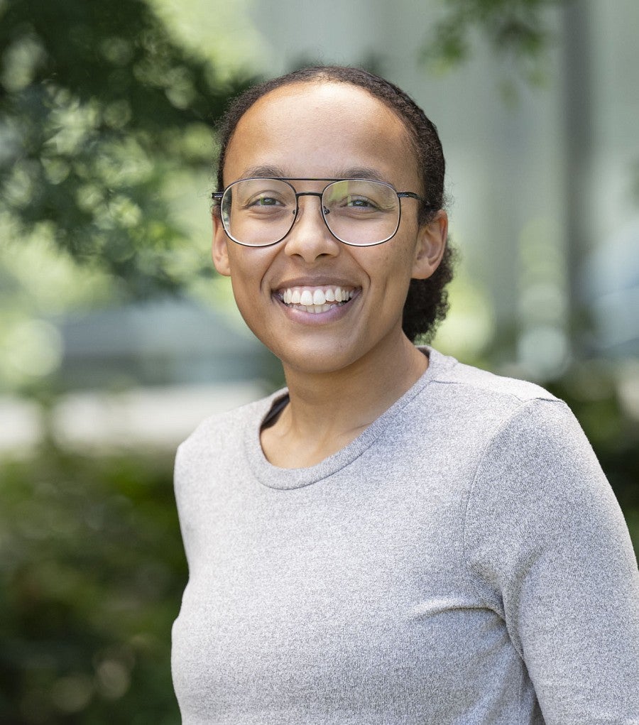 Sarea Recalde Phillips | UO Knight Campus