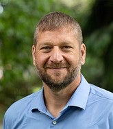 Faculty and Staff Directory | UO Knight Campus